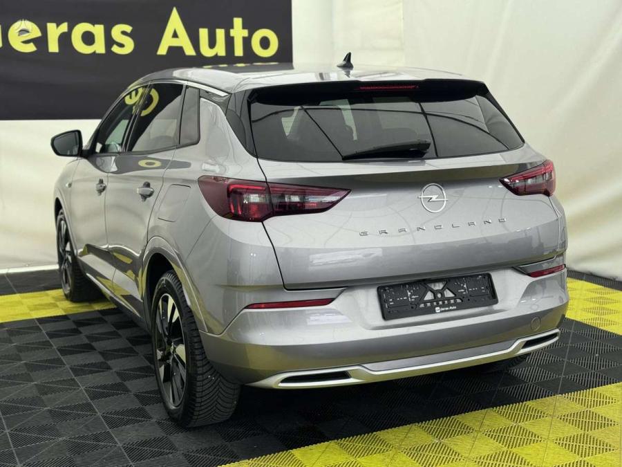 Grey Opel Grandland 2022 in Vilnius, with an engine capacity of 1.60 L and mileage of 96 thousand km for 18990 €, photo 7 on AUTOMOTO.COM.LV