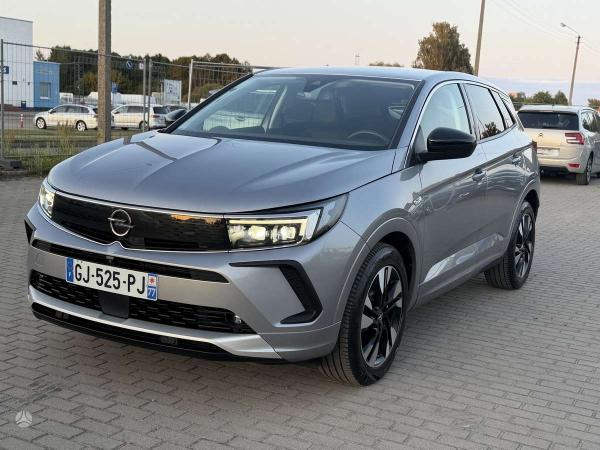 Grey Opel Grandland 2022 in Marijampole, with an engine capacity of 1.20 L and mileage of 86 thousand km for 14157 €, photo 1 on AUTOMOTO.COM.LV