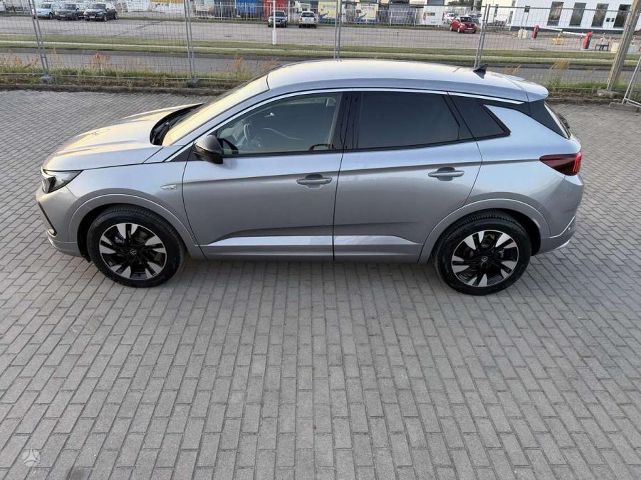 Pelēks Opel Grandland 2022 Marijampole, ar dzinēja tilpumu 1.20 L un nobraukumu 86 tūkst. km par 14157 €, foto 18 vietnē AUTOMOTO.COM.LV
