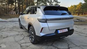 Pelēks Opel Grandland 2025 Mažeikiai, ar dzinēja tilpumu 1.20 L un nobraukumu 22 tūkst. km par 26500 €, foto 9 vietnē AUTOMOTO.COM.LV