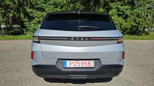Pelēks Opel Grandland 2025 Klaipėda, ar dzinēja tilpumu 1.20 L un nobraukumu 22 tūkst. km par 25700 €, foto 3 vietnē AUTOMOTO.COM.LV