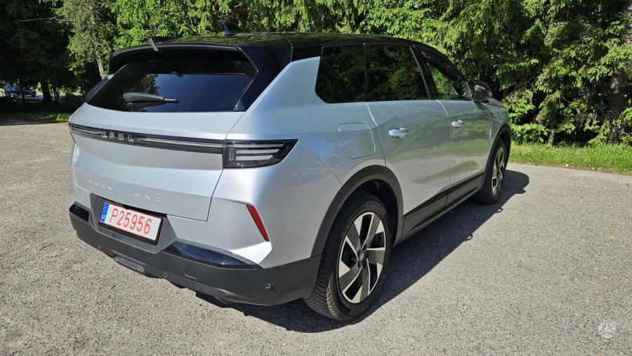 Pelēks Opel Grandland 2025 Klaipėda, ar dzinēja tilpumu 1.20 L un nobraukumu 22 tūkst. km par 25700 €, foto 13 vietnē AUTOMOTO.COM.LV