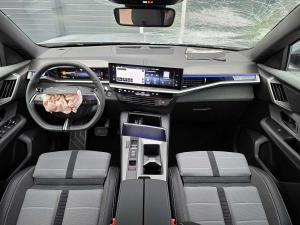 Pelēks Opel Grandland 2026 Kauņa, ar dzinēja tilpumu 1.20 L un nobraukumu 3 tūkst. km par 12900 €, foto 20 vietnē AUTOMOTO.COM.LV
