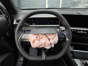 Pelēks Opel Grandland 2026 Kauņa, ar dzinēja tilpumu 1.20 L un nobraukumu 3 tūkst. km par 12900 €, foto 34 vietnē AUTOMOTO.COM.LV