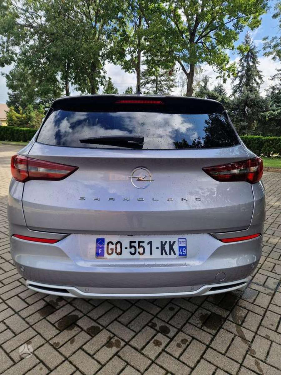 Grey Opel Grandland 2023 in Marijampole, with an engine capacity of 1.20 L and mileage of 167 thousand km for 13552 €, photo 7 on AUTOMOTO.COM.LV