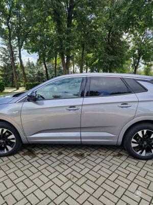 Grey Opel Grandland 2023 in Marijampole, with an engine capacity of 1.20 L and mileage of 167 thousand km for 13552 €, photo 9 on AUTOMOTO.COM.LV