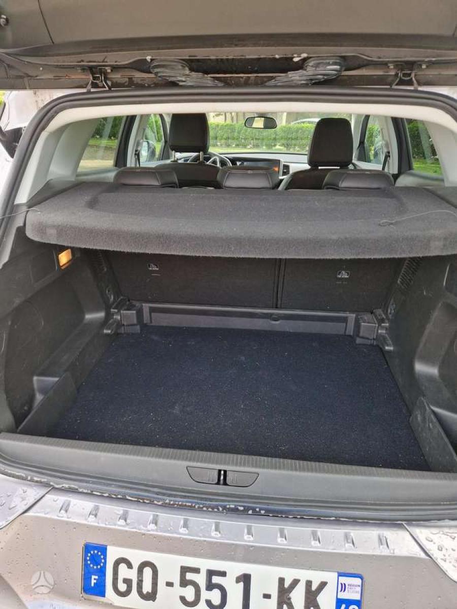 Grey Opel Grandland 2023 in Marijampole, with an engine capacity of 1.20 L and mileage of 167 thousand km for 13552 €, photo 11 on AUTOMOTO.COM.LV