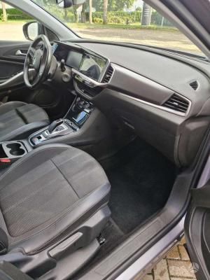 Grey Opel Grandland 2023 in Marijampole, with an engine capacity of 1.20 L and mileage of 167 thousand km for 13552 €, photo 14 on AUTOMOTO.COM.LV