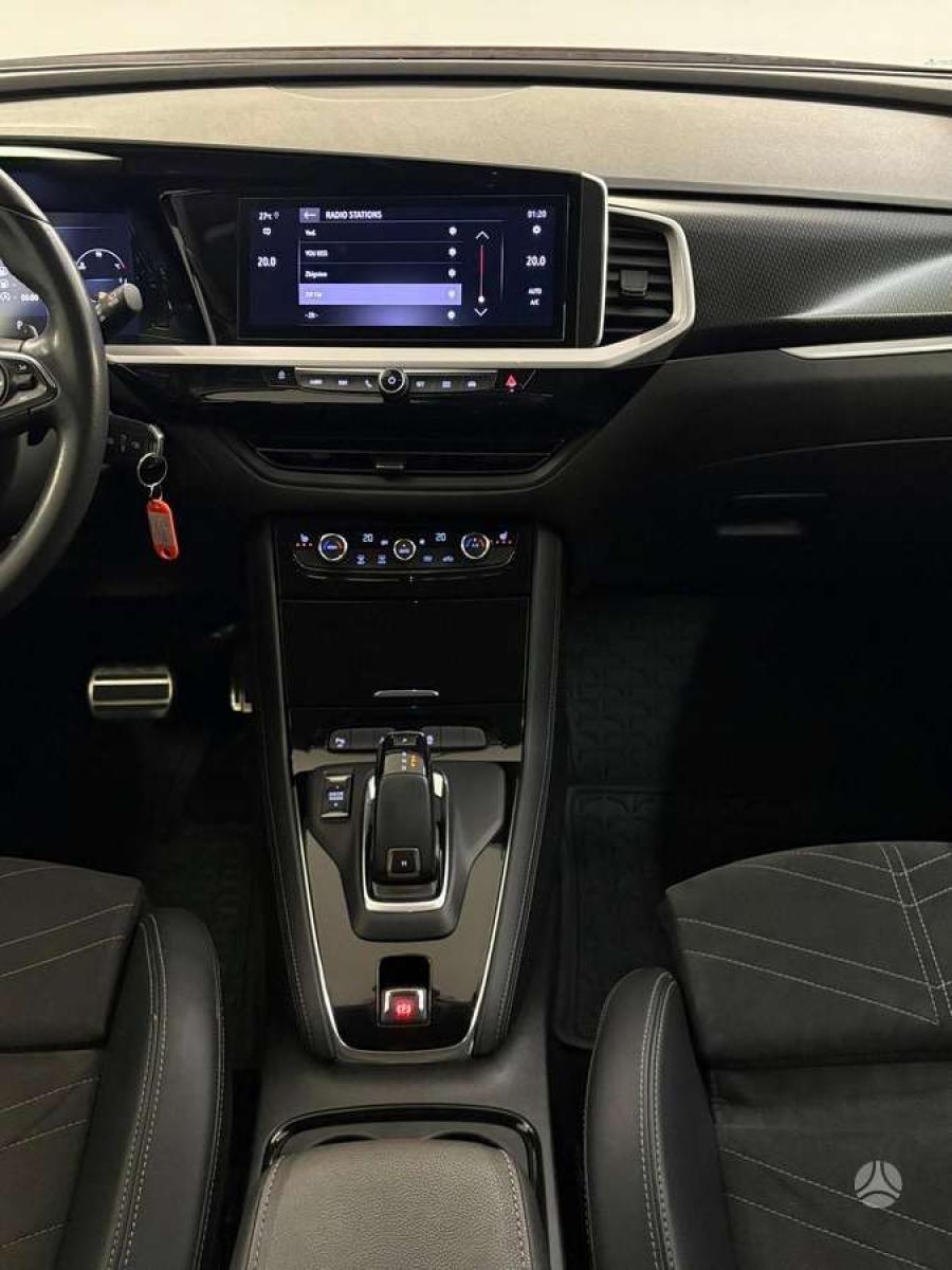 Sarkans Opel Grandland 2022 Marijampole, ar dzinēja tilpumu 1.50 L un nobraukumu 241 tūkst. km par 14350 €, foto 23 vietnē AUTOMOTO.COM.LV