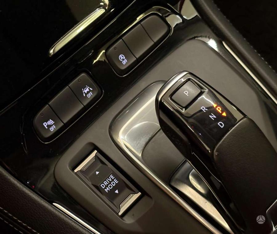 Sarkans Opel Grandland 2022 Marijampole, ar dzinēja tilpumu 1.50 L un nobraukumu 241 tūkst. km par 14350 €, foto 26 vietnē AUTOMOTO.COM.LV