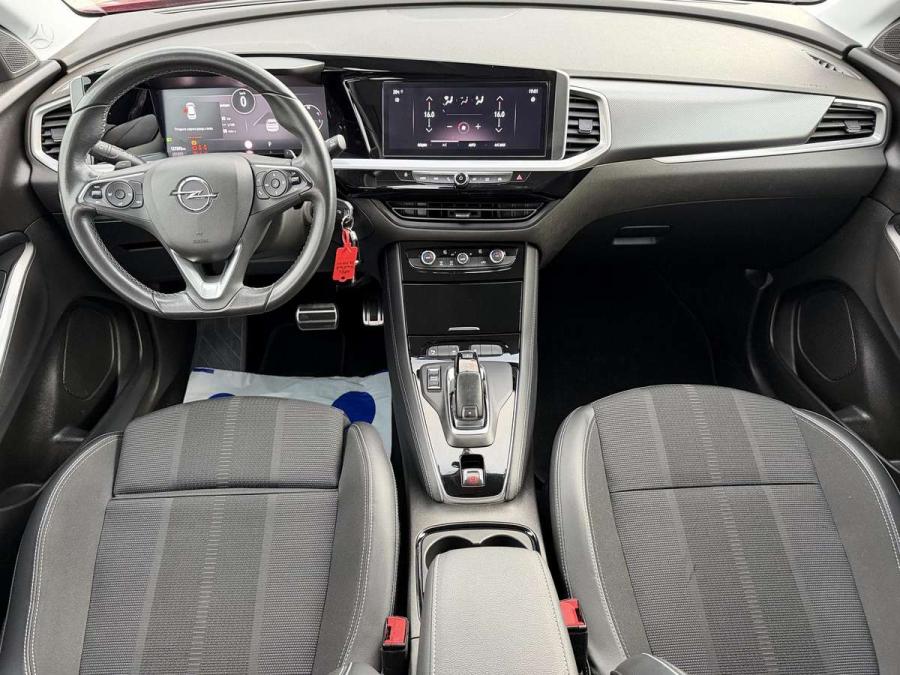 Red Opel Grandland 2023 in Marijampole, with an engine capacity of 1.20 L and mileage of 128 thousand km for 14762 €, photo 21 on AUTOMOTO.COM.LV
