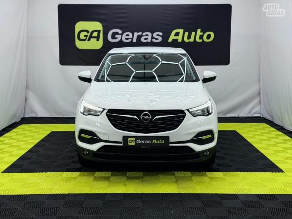 Белый Опель Grandland 2020 в Авиженяй, объемом двигателя 1.20 л и пробегом 98 тыс. км за 12450 €, фото 7 на AUTOMOTO.COM.LV