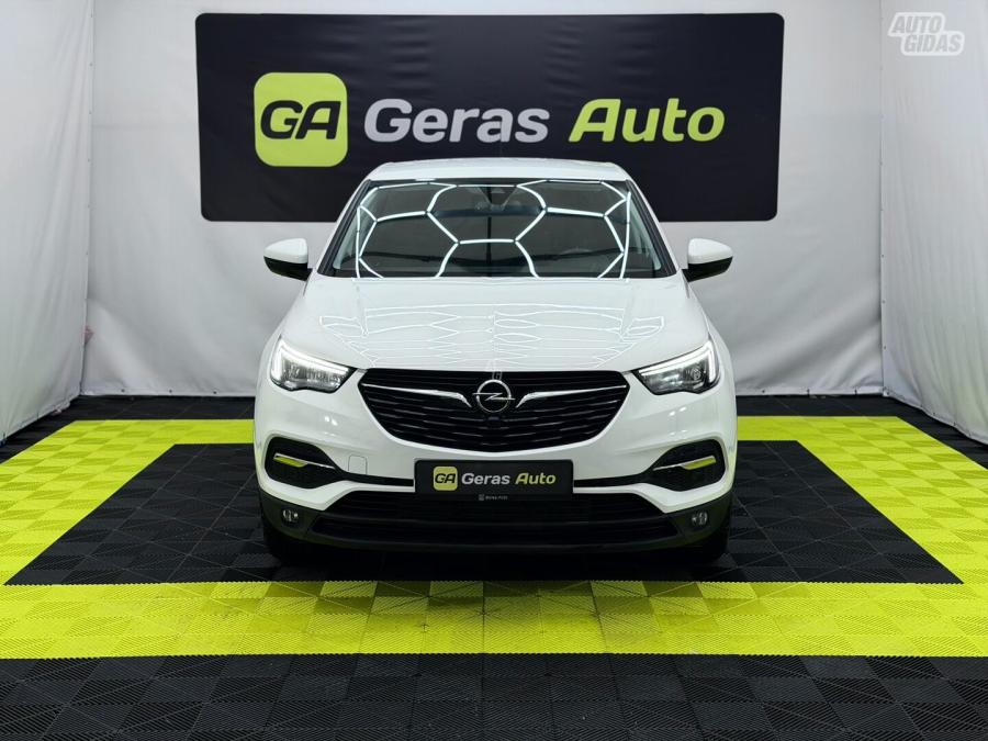 Белый Опель Grandland 2020 в Авиженяй, объемом двигателя 1.20 л и пробегом 98 тыс. км за 12450 €, фото 8 на AUTOMOTO.COM.LV