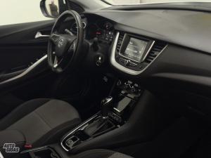 White Opel Grandland 2020 in Avizieniai, with an engine capacity of 1.20 L and mileage of 98 thousand km for 11450 €, photo 16 on AUTOMOTO.COM.LV