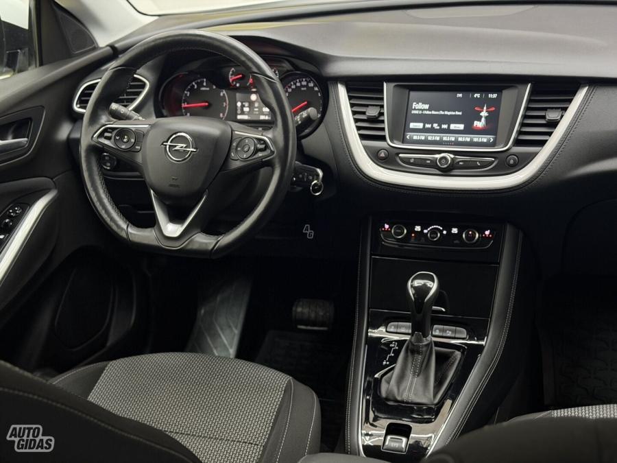 White Opel Grandland 2020 in Avizieniai, with an engine capacity of 1.20 L and mileage of 98 thousand km for 11450 €, photo 17 on AUTOMOTO.COM.LV