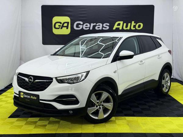 White Opel Grandland 2020 in Vilnius, with an engine capacity of 1.20 L and mileage of 98 thousand km for 12950 €, photo 1 on AUTOMOTO.COM.LV