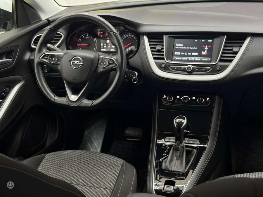 Balts Opel Grandland 2020 Viļņa, ar dzinēja tilpumu 1.20 L un nobraukumu 98 tūkst. km par 12950 €, foto 16 vietnē AUTOMOTO.COM.LV