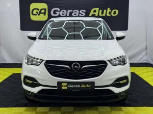 White Opel Grandland 2020 in Vilnius, with an engine capacity of 1.20 L and mileage of 98 thousand km for 11450 €, photo 3 on AUTOMOTO.COM.LV