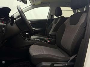 White Opel Grandland 2020 in Vilnius, with an engine capacity of 1.20 L and mileage of 98 thousand km for 11450 €, photo 11 on AUTOMOTO.COM.LV