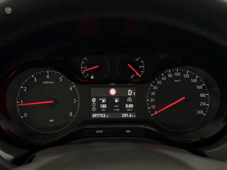 White Opel Grandland 2020 in Vilnius, with an engine capacity of 1.20 L and mileage of 98 thousand km for 11450 €, photo 27 on AUTOMOTO.COM.LV