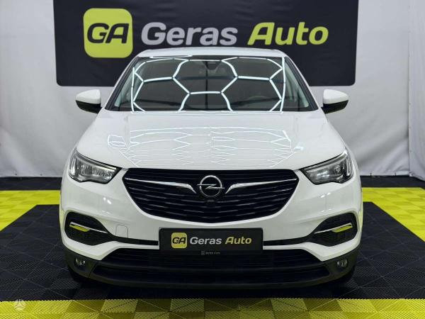 Белый Опель Grandland 2020 в Вильнюс, объемом двигателя 1.20 л и пробегом 98 тыс. км за 11400 €, фото 2 на AUTOMOTO.COM.LV