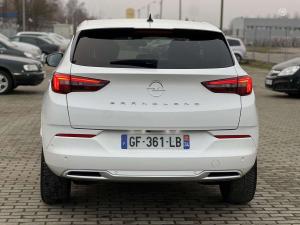 White Opel Grandland 2022 in Marijampole, with an engine capacity of 1.50 L and mileage of 178 thousand km for 15972 €, photo 7 on AUTOMOTO.COM.LV