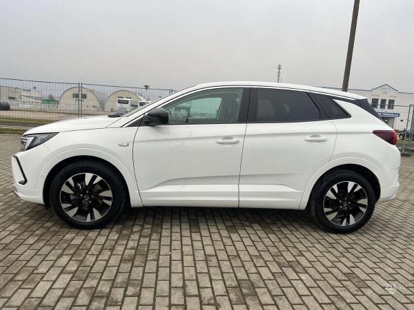 Balts Opel Grandland 2022 Marijampole, ar dzinēja tilpumu 1.50 L un nobraukumu 178 tūkst. km par 15972 €, foto 9 vietnē AUTOMOTO.COM.LV