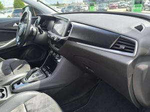 Balts Opel Grandland 2022 Šauļi, ar dzinēja tilpumu 1.50 L un nobraukumu 241 tūkst. km par 15950 €, foto 15 vietnē AUTOMOTO.COM.LV