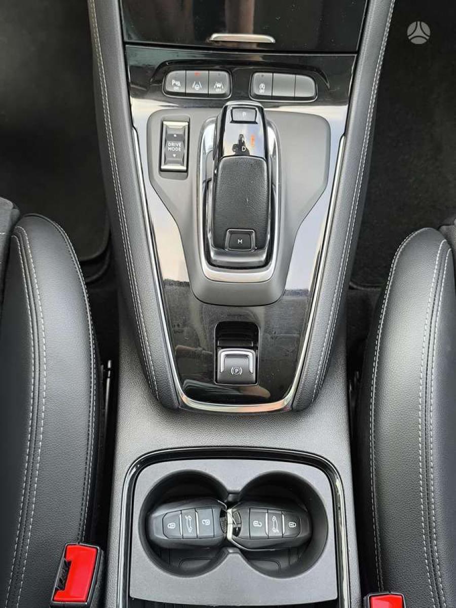 Balts Opel Grandland 2022 Šauļi, ar dzinēja tilpumu 1.50 L un nobraukumu 241 tūkst. km par 15950 €, foto 20 vietnē AUTOMOTO.COM.LV