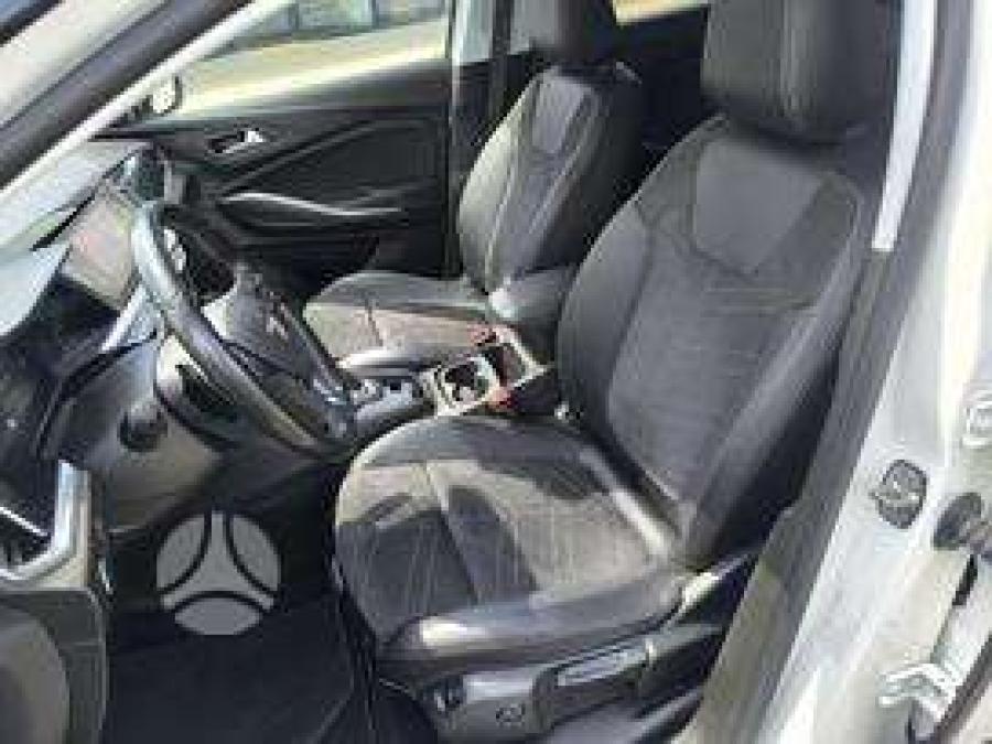 Balts Opel Grandland 2022 Šauļi, ar dzinēja tilpumu 1.50 L un nobraukumu 241 tūkst. km par 15450 €, foto 13 vietnē AUTOMOTO.COM.LV
