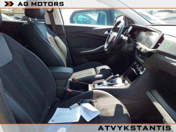 White Opel Grandland 2023 in Vilnius, with an engine capacity of 1.50 L and mileage of 107 thousand km for 17900 €, photo 3 on AUTOMOTO.COM.LV