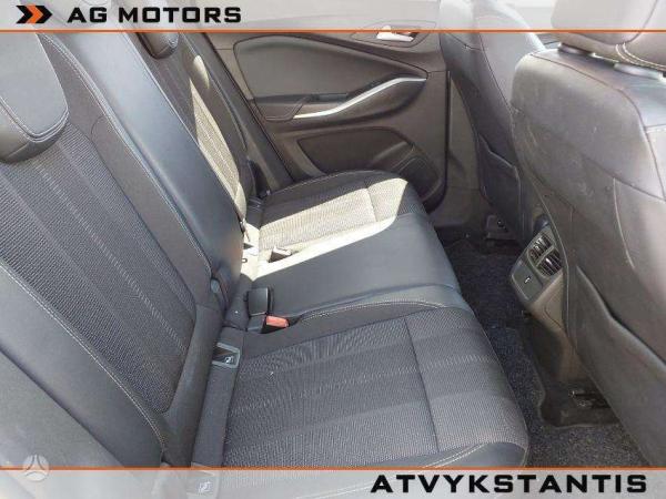 White Opel Grandland 2023 in Vilnius, with an engine capacity of 1.50 L and mileage of 107 thousand km for 17900 €, photo 6 on AUTOMOTO.COM.LV