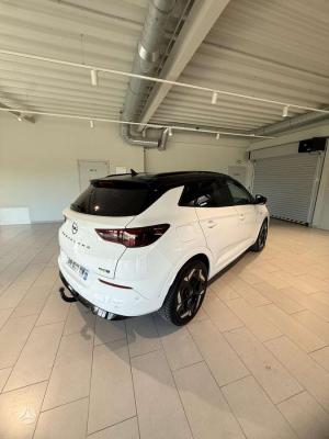 Balts Opel Grandland 2023 Šauļi, ar dzinēja tilpumu 1.60 L un nobraukumu 99 tūkst. km par 21500 €, foto 6 vietnē AUTOMOTO.COM.LV