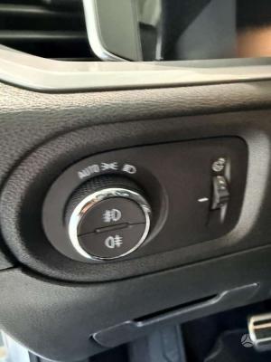 Balts Opel Grandland 2023 Šauļi, ar dzinēja tilpumu 1.60 L un nobraukumu 99 tūkst. km par 21500 €, foto 21 vietnē AUTOMOTO.COM.LV