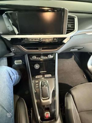 Balts Opel Grandland 2023 Šauļi, ar dzinēja tilpumu 1.60 L un nobraukumu 99 tūkst. km par 21500 €, foto 25 vietnē AUTOMOTO.COM.LV