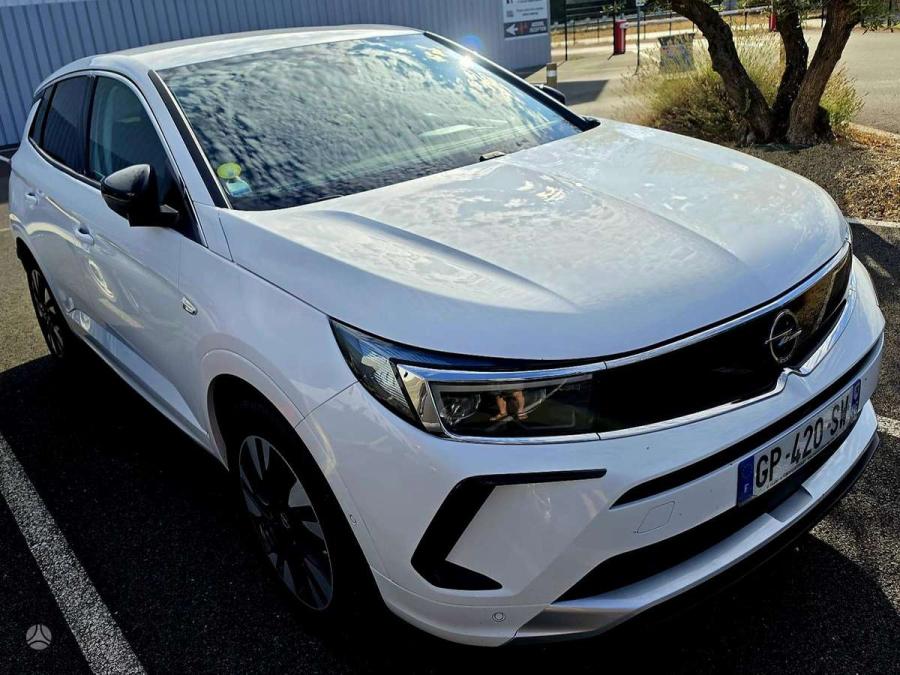 Balts Opel Grandland 2023 Klaipėda, ar dzinēja tilpumu 1.50 L un nobraukumu 154 tūkst. km par 13800 €, foto 5 vietnē AUTOMOTO.COM.LV