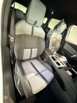 Balts Opel Grandland 2026 Šauļi, ar dzinēja tilpumu 1.20 L un nobraukumu 0 tūkst. km par 33950 €, foto 18 vietnē AUTOMOTO.COM.LV