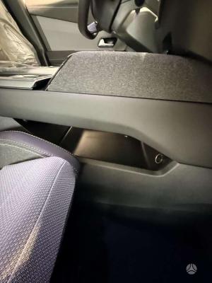 Balts Opel Grandland 2026 Šauļi, ar dzinēja tilpumu 1.20 L un nobraukumu 0 tūkst. km par 33950 €, foto 19 vietnē AUTOMOTO.COM.LV
