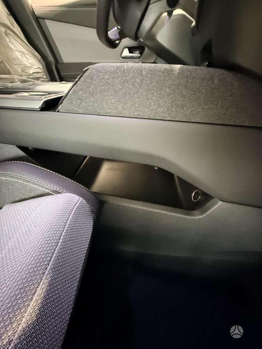 Balts Opel Grandland 2026 Šauļi, ar dzinēja tilpumu 1.20 L un nobraukumu 0 tūkst. km par 33950 €, foto 19 vietnē AUTOMOTO.COM.LV