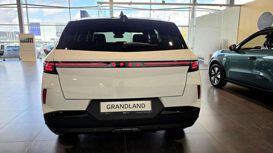 Белый Опель Grandland 2026 в Каунас, объемом двигателя 1.20 л и пробегом 0 тыс. км за 31400 €, фото 5 на AUTOMOTO.COM.LV