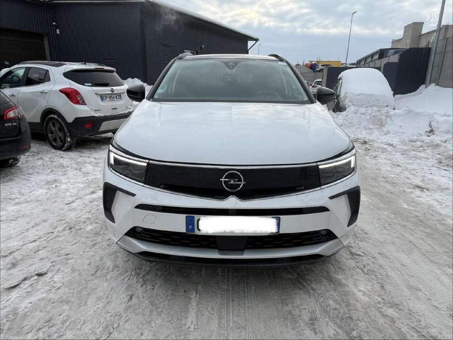 Balts Opel Grandland 2022 Tauragė, ar dzinēja tilpumu 1.50 L un nobraukumu 132 tūkst. km par 15488 €, foto 2 vietnē AUTOMOTO.COM.LV