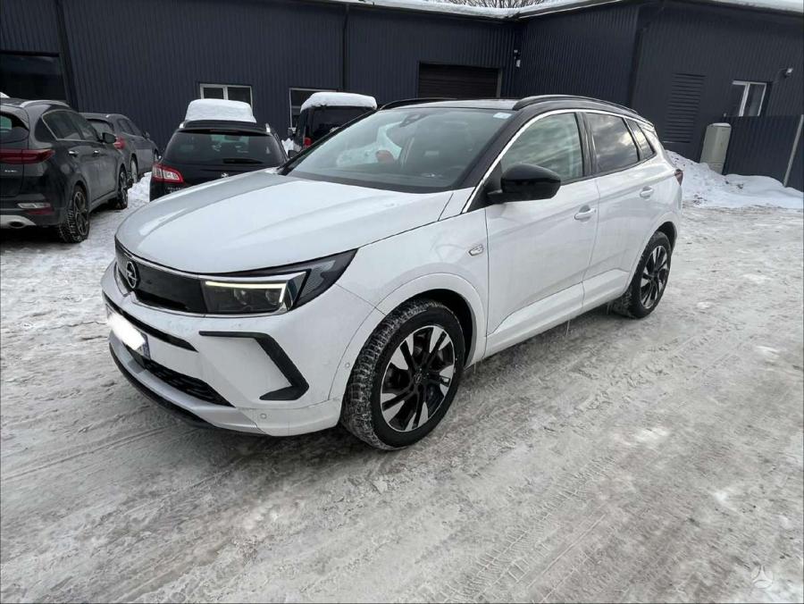 Balts Opel Grandland 2022 Tauragė, ar dzinēja tilpumu 1.50 L un nobraukumu 132 tūkst. km par 15488 €, foto 3 vietnē AUTOMOTO.COM.LV