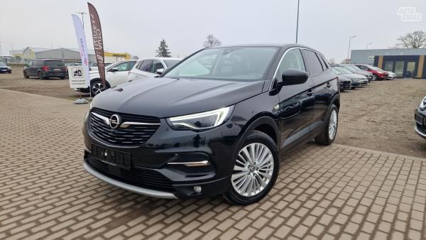 Black Opel Grandland X 2017 in Marijampole, with an engine capacity of 1.60 L and mileage of 128 thousand km for 11990 €, photo 1 on AUTOMOTO.COM.LV
