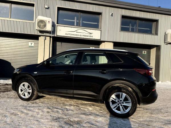 Melns Opel Grandland X 2017 Šauļi, ar dzinēja tilpumu 1.20 L un nobraukumu 186 tūkst. km par 6800 €, foto 5 vietnē AUTOMOTO.COM.LV