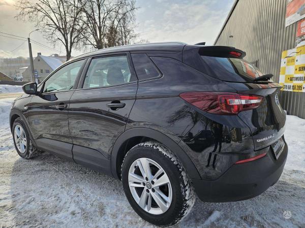 Melns Opel Grandland X 2017 Šauļi, ar dzinēja tilpumu 1.20 L un nobraukumu 186 tūkst. km par 7950 €, foto 5 vietnē AUTOMOTO.COM.LV
