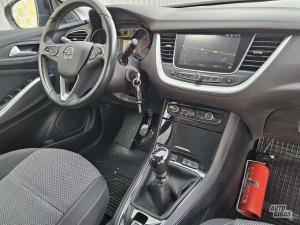 Black Opel Grandland X 2017 in Siauliai, with an engine capacity of 1.20 L and mileage of 186 thousand km for 7950 €, photo 17 on AUTOMOTO.COM.LV