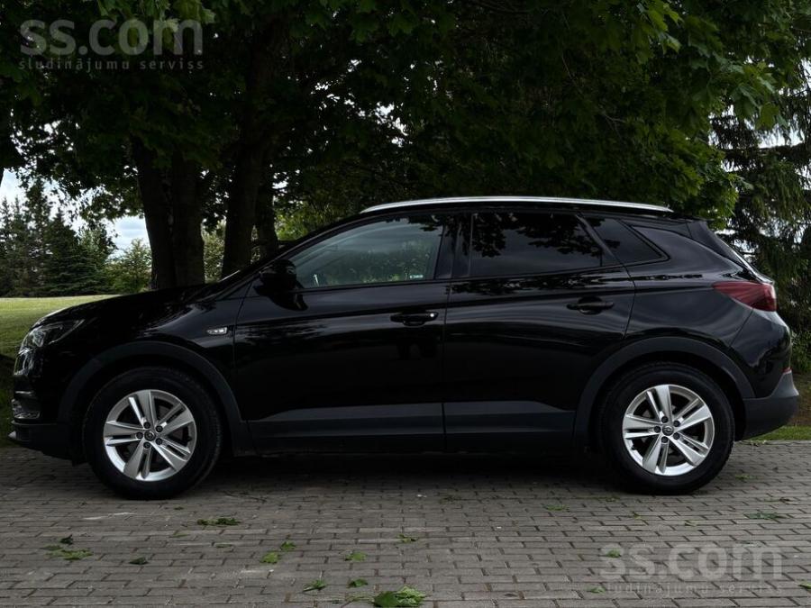 Melns Opel Grandland X 2017 Tukums, ar dzinēja tilpumu 1.60 L un nobraukumu 242 tūkst. km par 11300 €, foto 5 vietnē AUTOMOTO.COM.LV