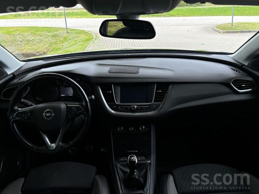 Melns Opel Grandland X 2017 Tukums, ar dzinēja tilpumu 1.60 L un nobraukumu 242 tūkst. km par 11300 €, foto 9 vietnē AUTOMOTO.COM.LV