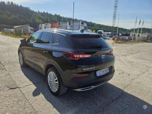 Черный Опель Grandland X 2017 в Вильнюс, объемом двигателя 1.20 л и пробегом 156 тыс. км за 8700 €, фото 4 на AUTOMOTO.COM.LV