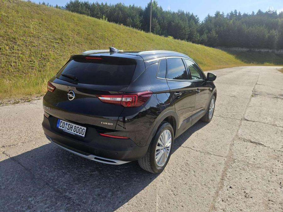 Черный Опель Grandland X 2017 в Вильнюс, объемом двигателя 1.20 л и пробегом 156 тыс. км за 8700 €, фото 5 на AUTOMOTO.COM.LV